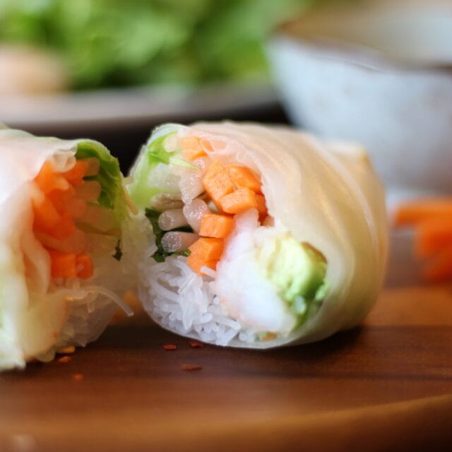Fresh Shrimp Spring Rolls with Avocado and Homemade Thai Dipping Sauce ...