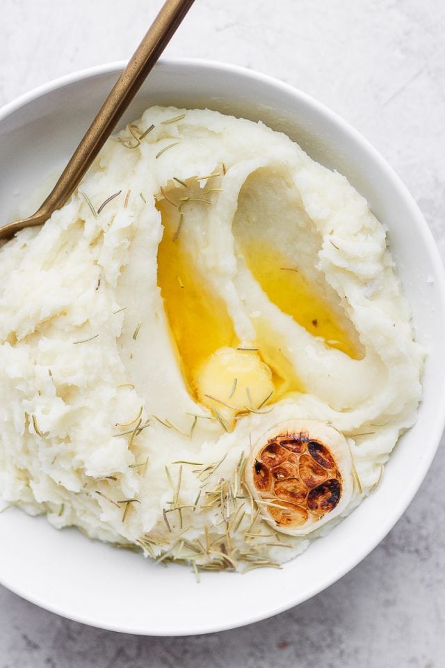 Instant Pot Garlic Mashed Potatoes - The Wooden Skillet