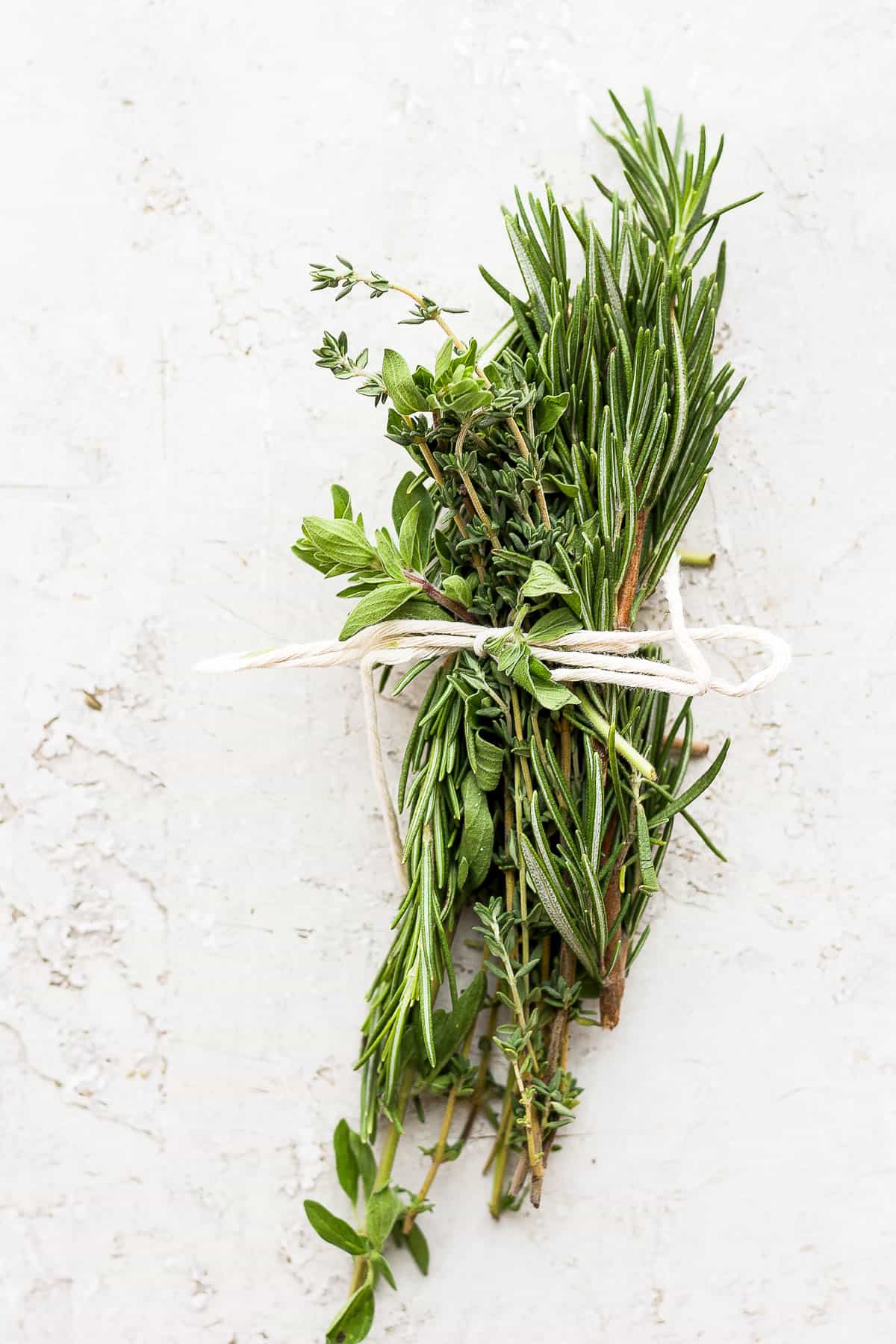 Easy Herb Bundle - The Wooden Skillet