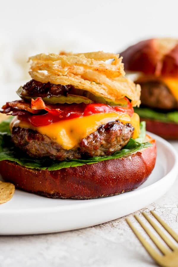 Ultimate Bacon Cheeseburger - The Wooden Skillet