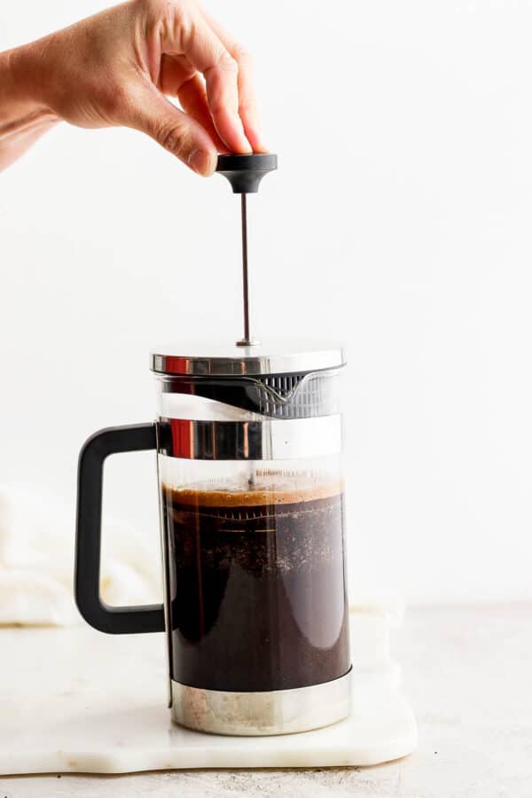 How to use a French Press (Simple + Easy) - The Wooden Skillet